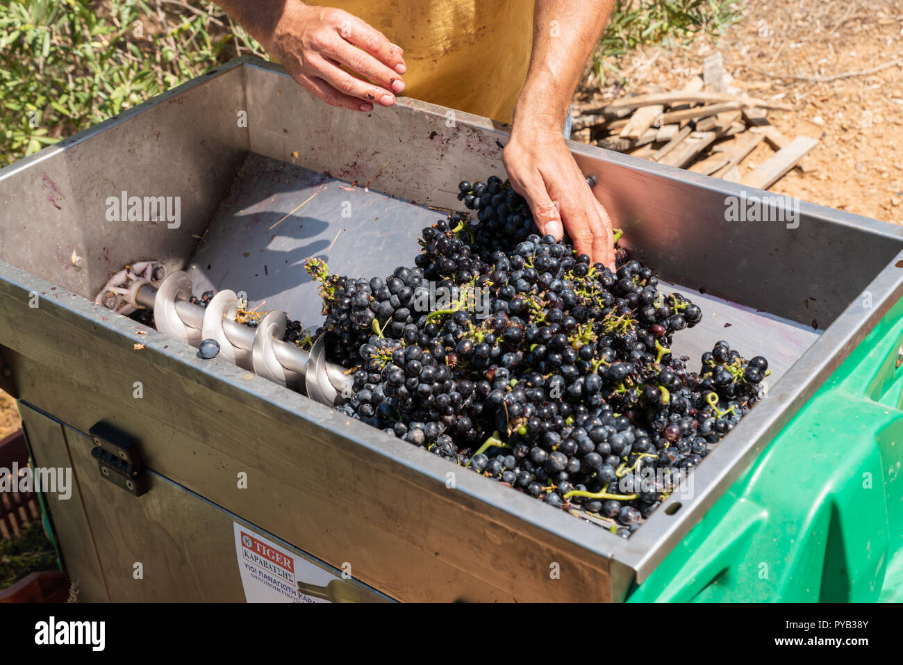 Hands pushing hi-res stock photography and images - Alamy