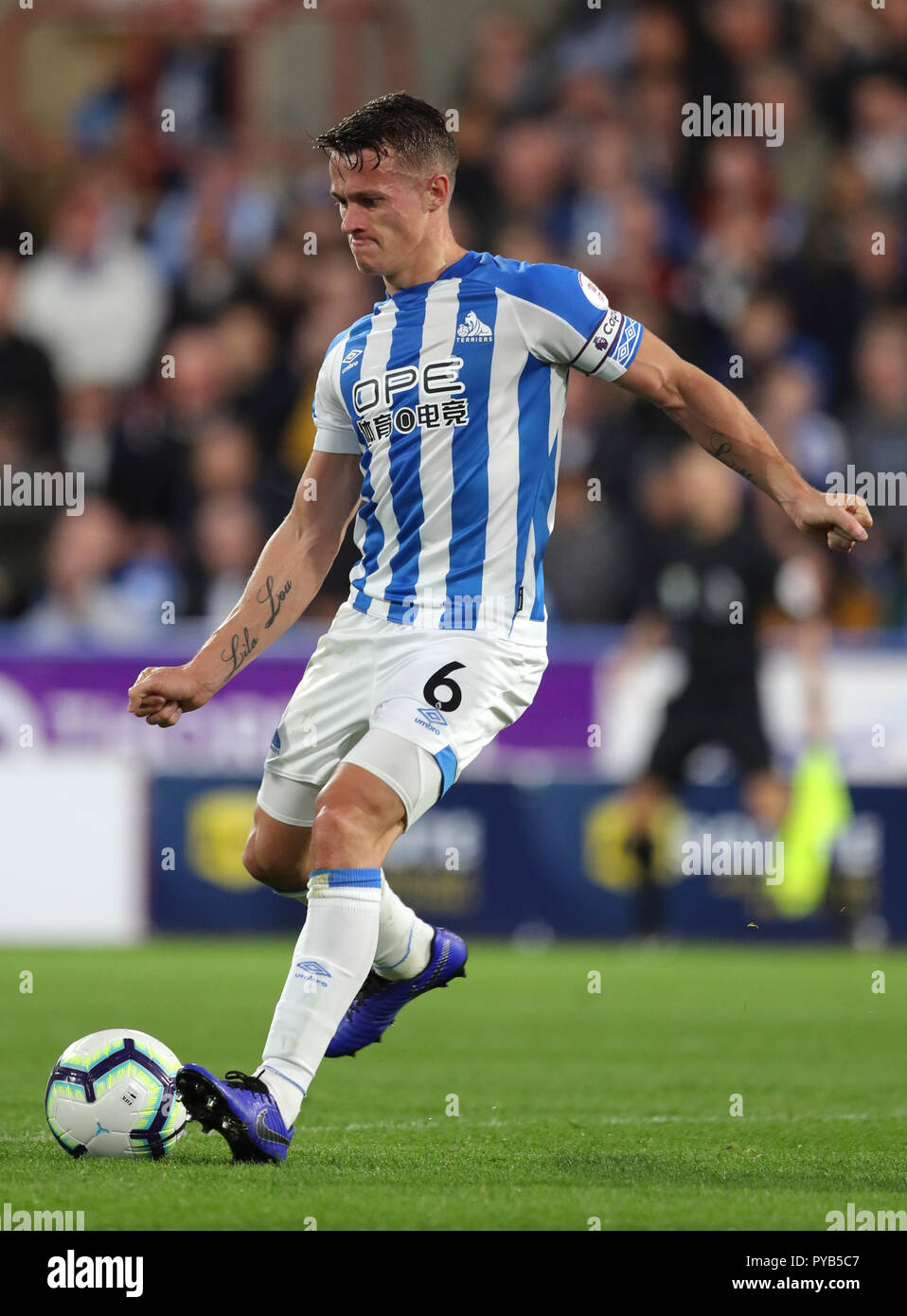 Huddersfield Town's Jonathan Hogg Stock Photo - Alamy
