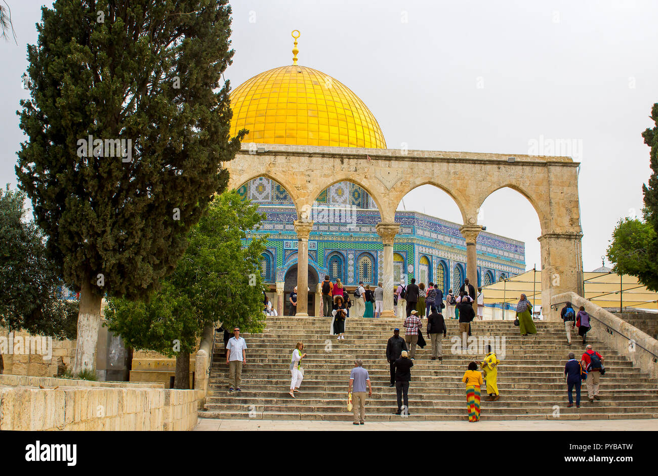 Building solomons temple hi-res stock photography and images - Alamy