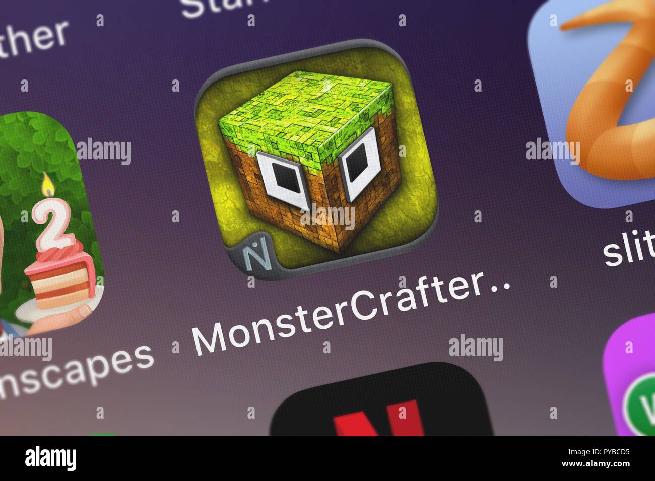 Monstercrafter pro hi-res stock photography and images - Alamy