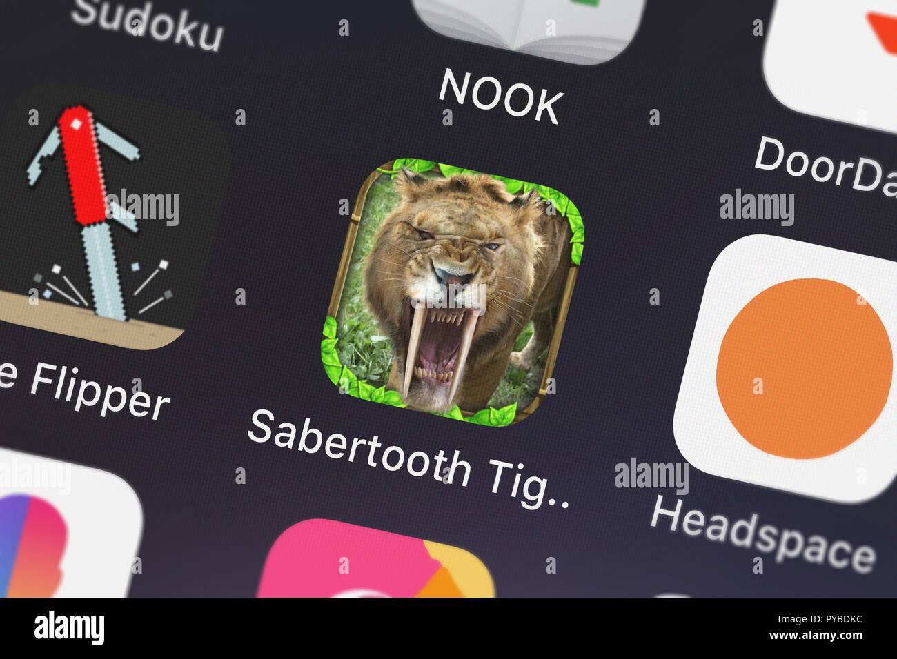 Sabertooth tiger simulator hi-res stock photography and images - Alamy