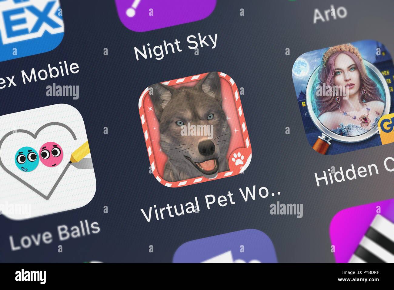 Virtual pet wolf hi-res stock photography and images - Alamy