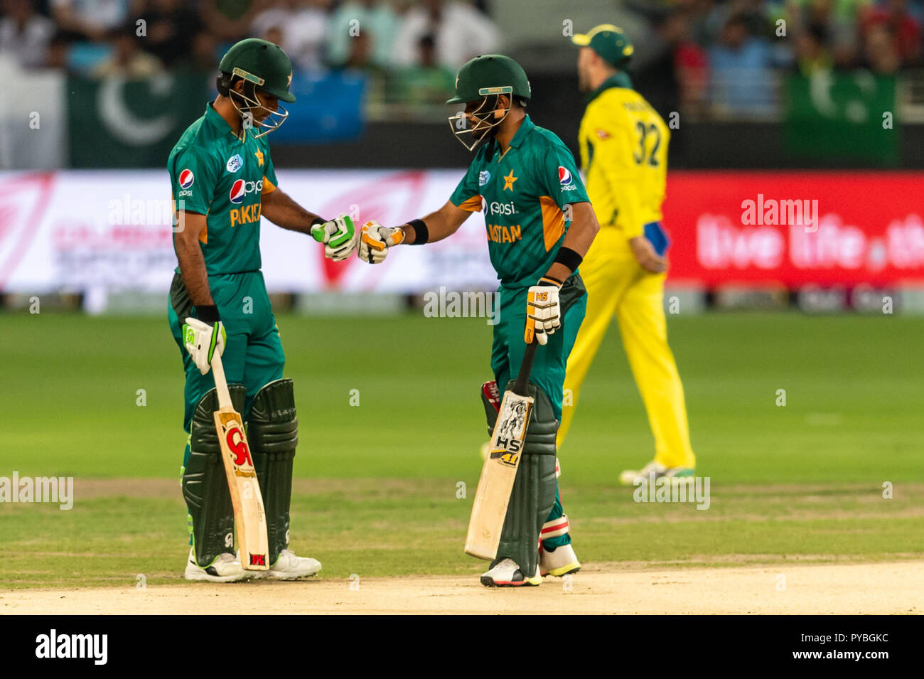 Dubai, UAE. 26th Oct 2018. Fakhar Zaman (left) and Babar Azam of ...