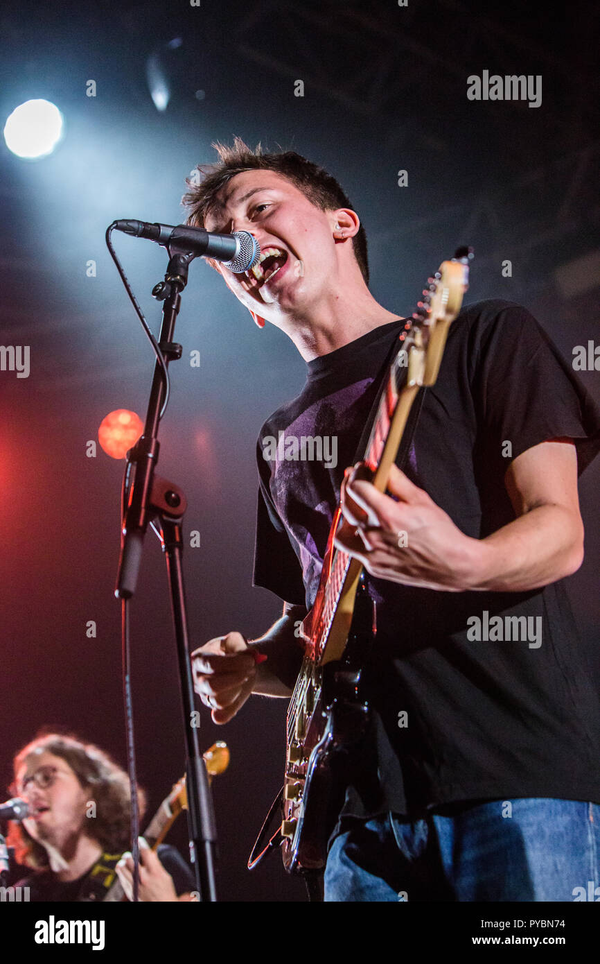 Milan, Italy. 26 October 2018. The English singer-songwriter Ethan ...