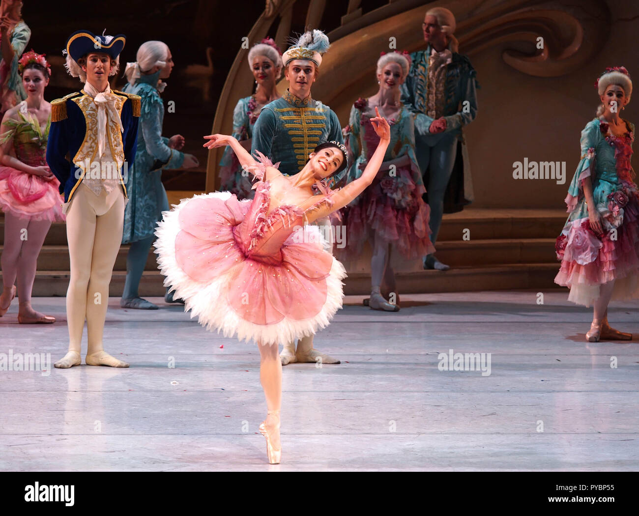 Beijing, China. 26th Oct, 2018. Dancers from the Australian Ballet ...