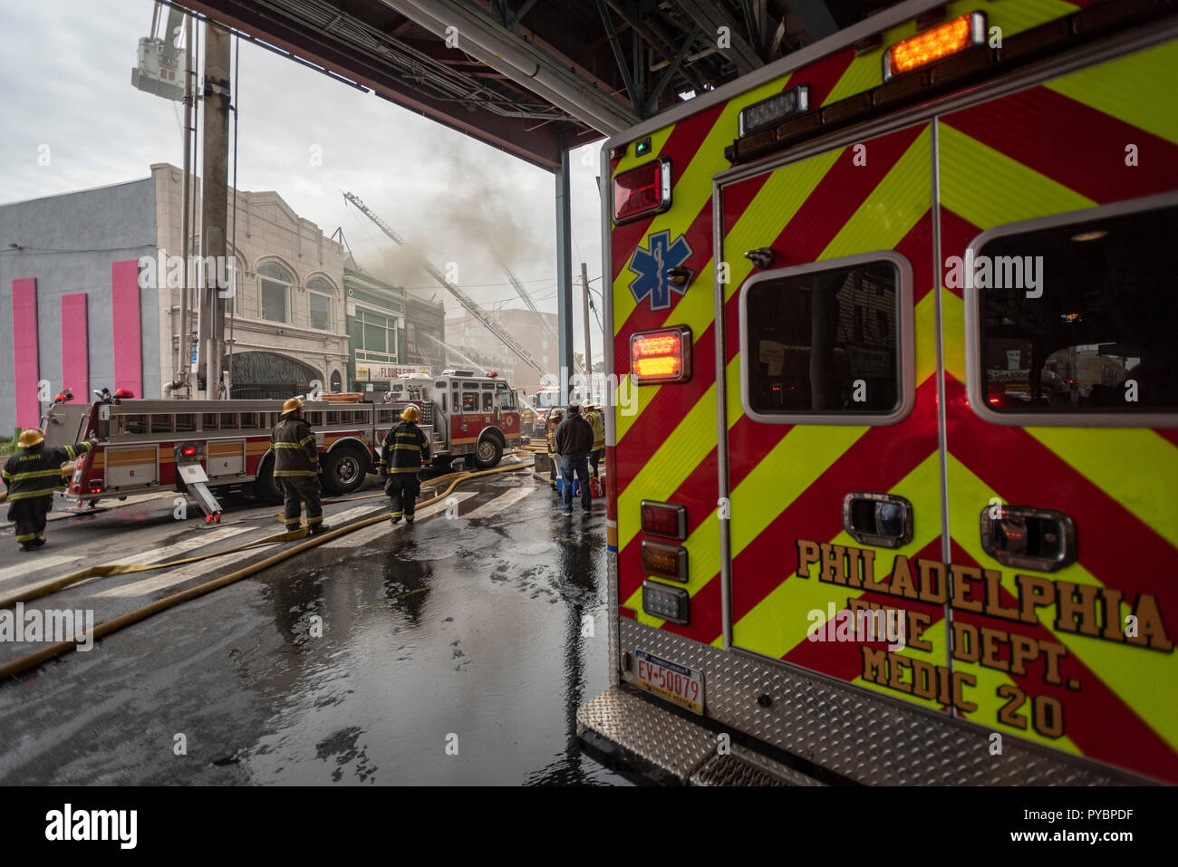 Philadelphia fire truck hi-res stock photography and images - Alamy