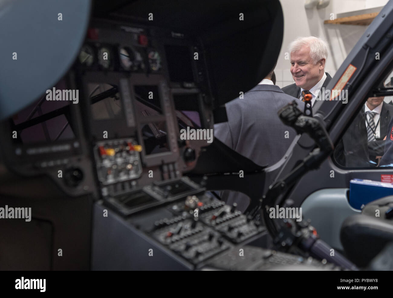 Traunstein, Germany. 27th Oct, 2018. German Interior Minister Horst ...