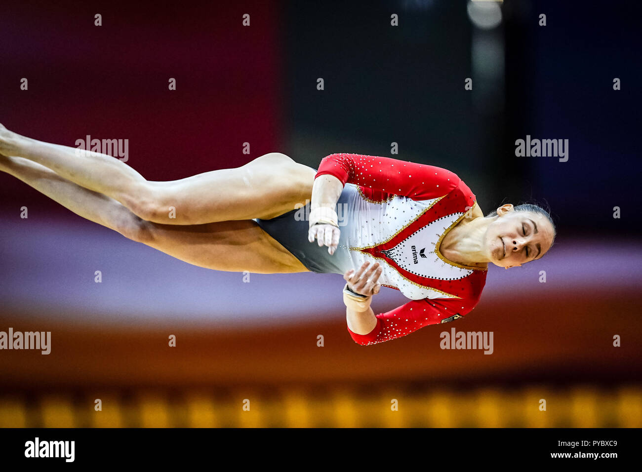 Sarah voss hi-res stock photography and images - Alamy