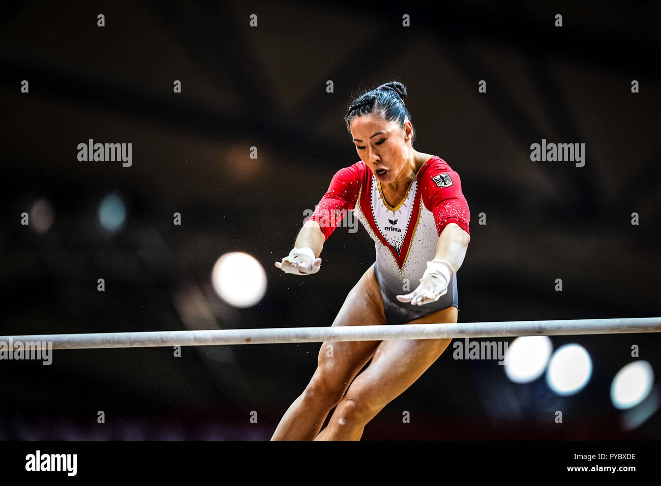 Kim bui gymnastics hi-res stock photography and images - Alamy