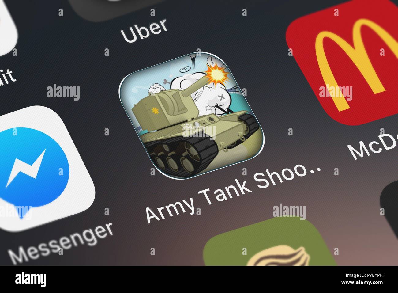 Army tank shooting hi-res stock photography and images - Alamy