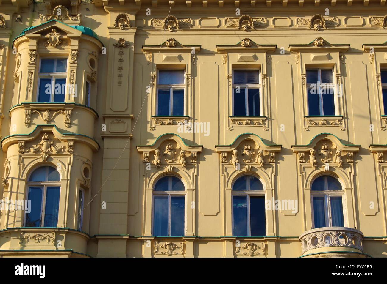 Do not look Stock Photo - Alamy