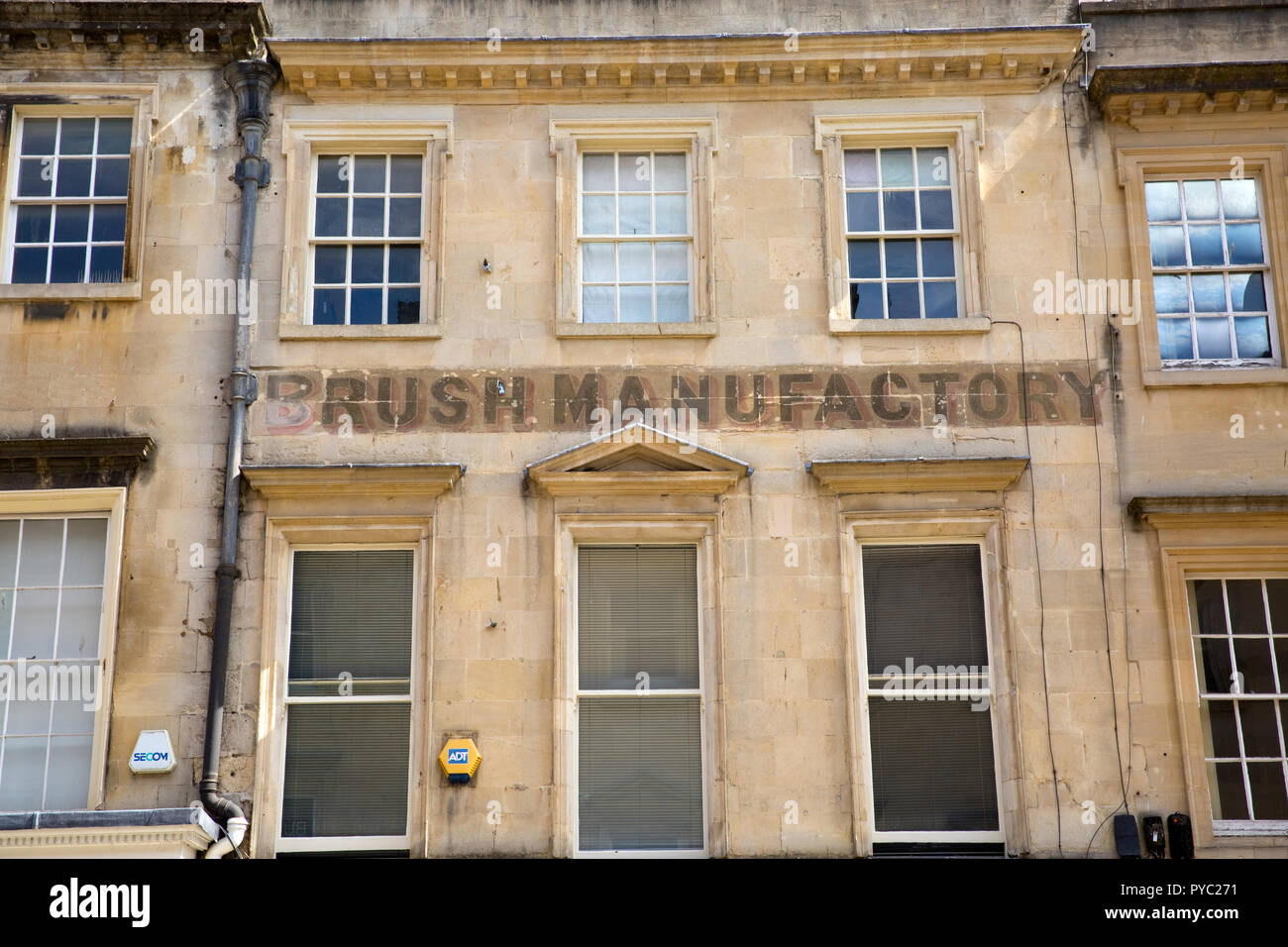 Brush houses hi-res stock photography and images - Alamy
