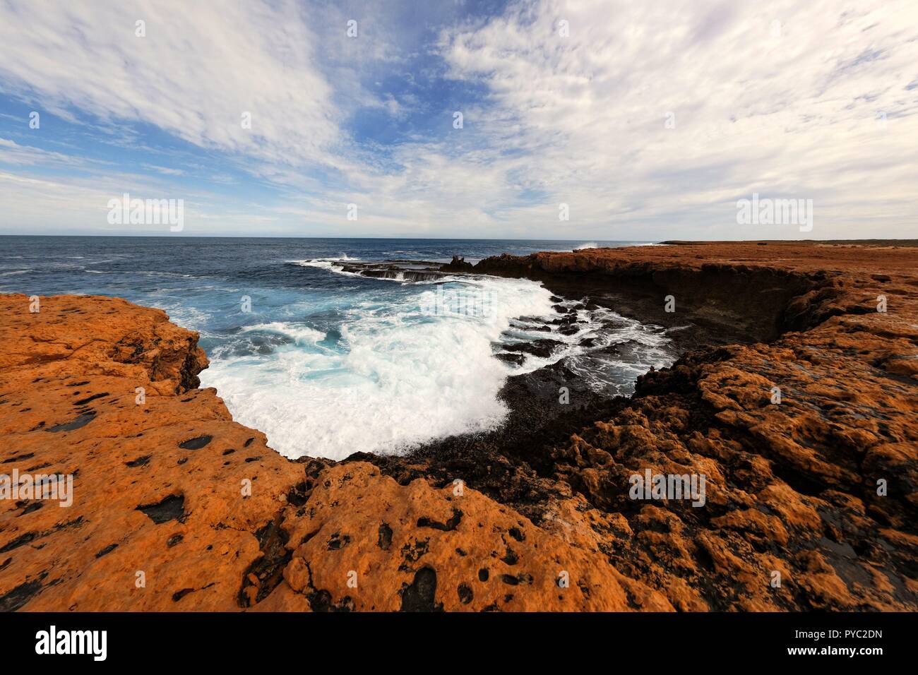 Rugged Australian Coastline, Quobba, The Gascoyne, Western Australia ...