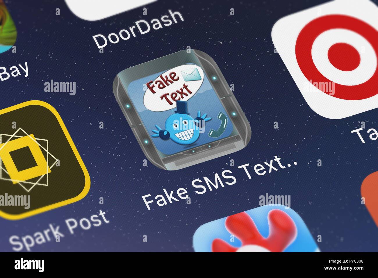 Fake sms text messages lite hi-res stock photography and images - Alamy