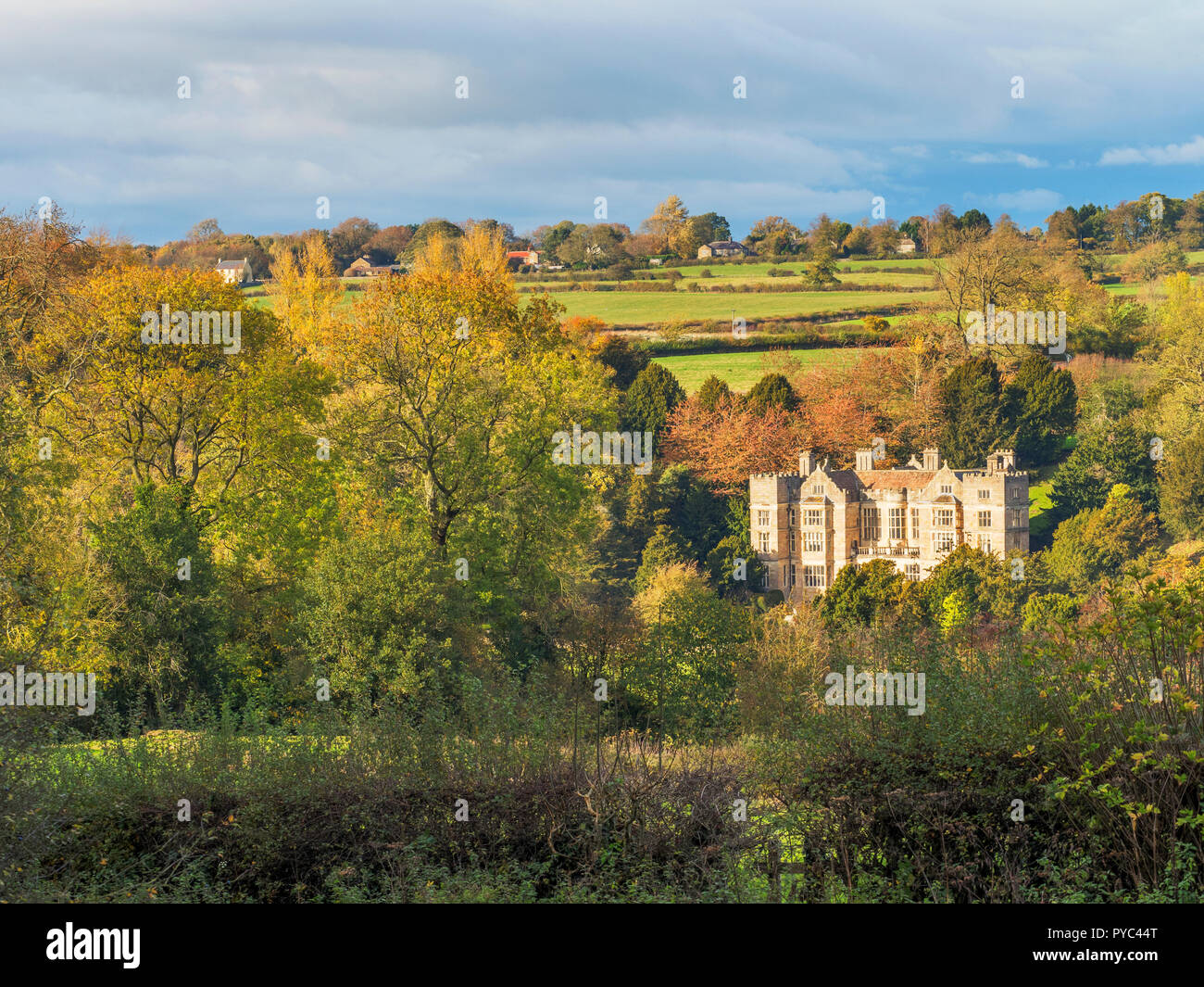 Fountains hall north yorkshire hi-res stock photography and images - Alamy