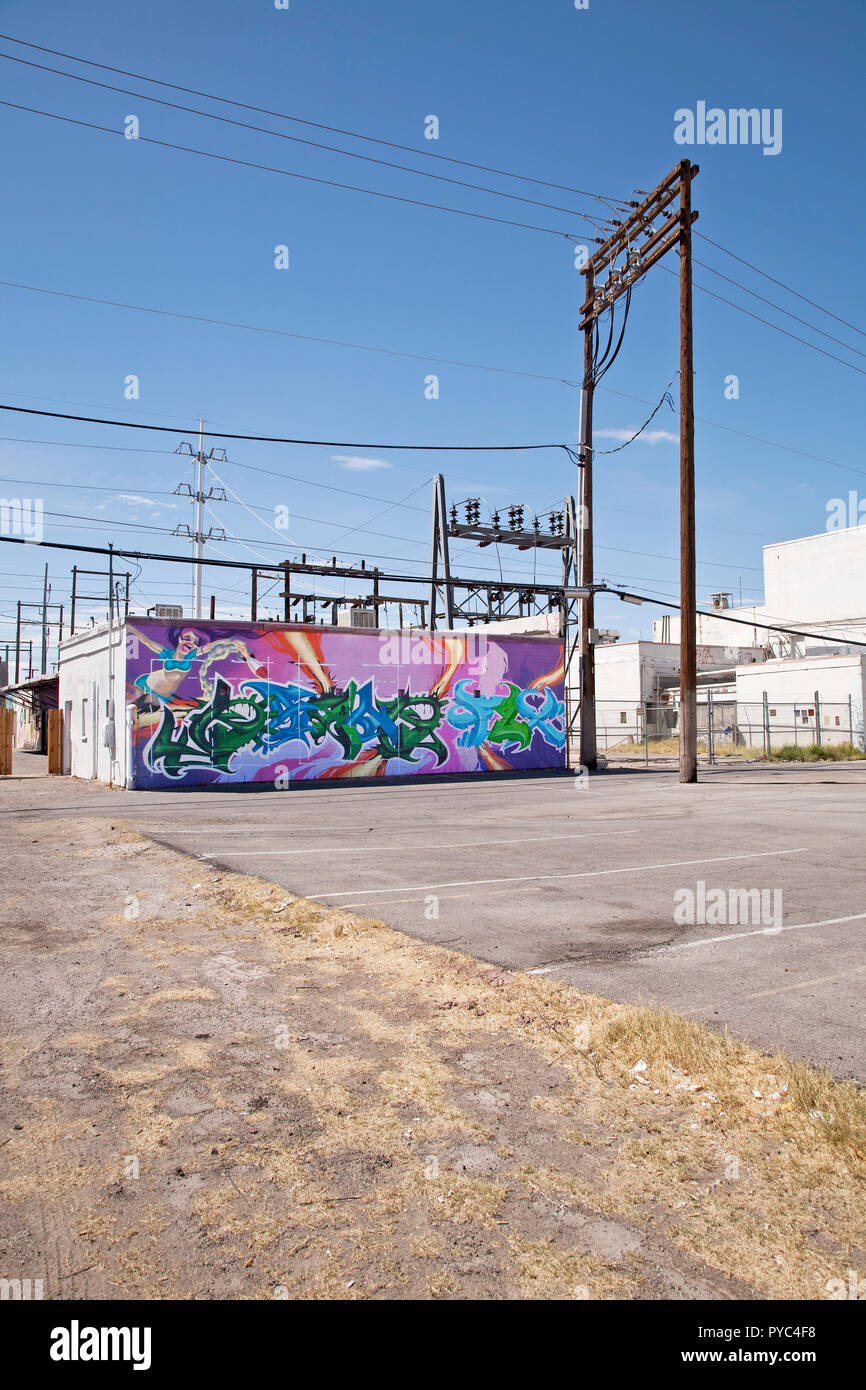 Downtown graffiti hi-res stock photography and images - Alamy