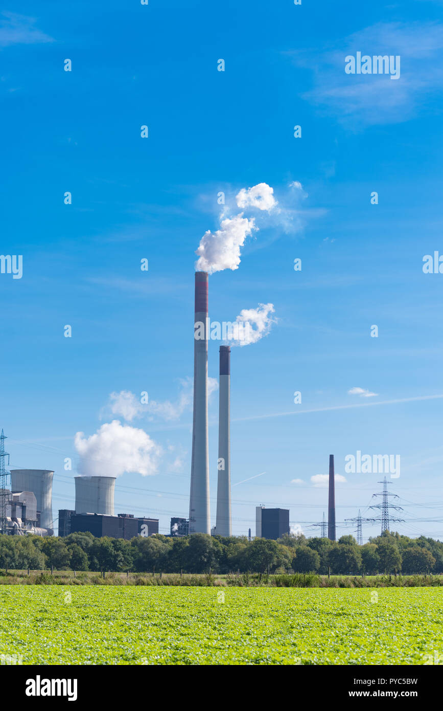 Exterior of the Uniper power station in Gladbeck, Germany Stock Photo ...