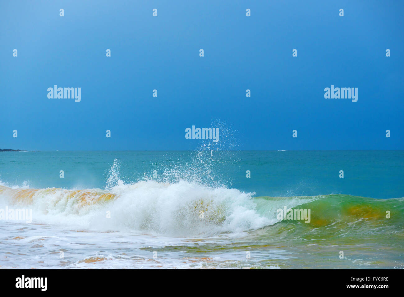 Closeup sea waves foam running hi-res stock photography and images - Alamy