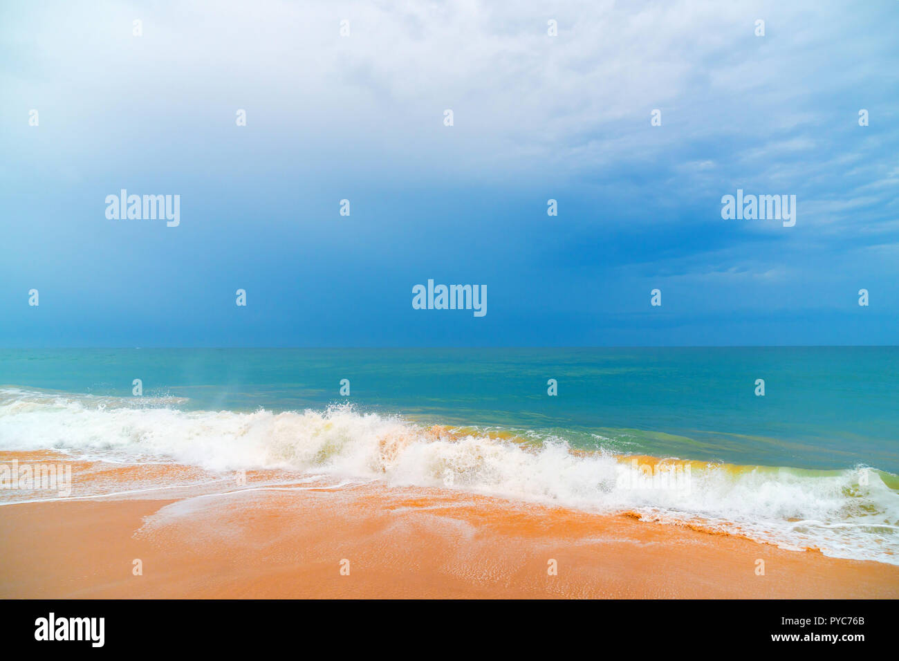 Closeup sea waves foam running hi-res stock photography and images - Alamy