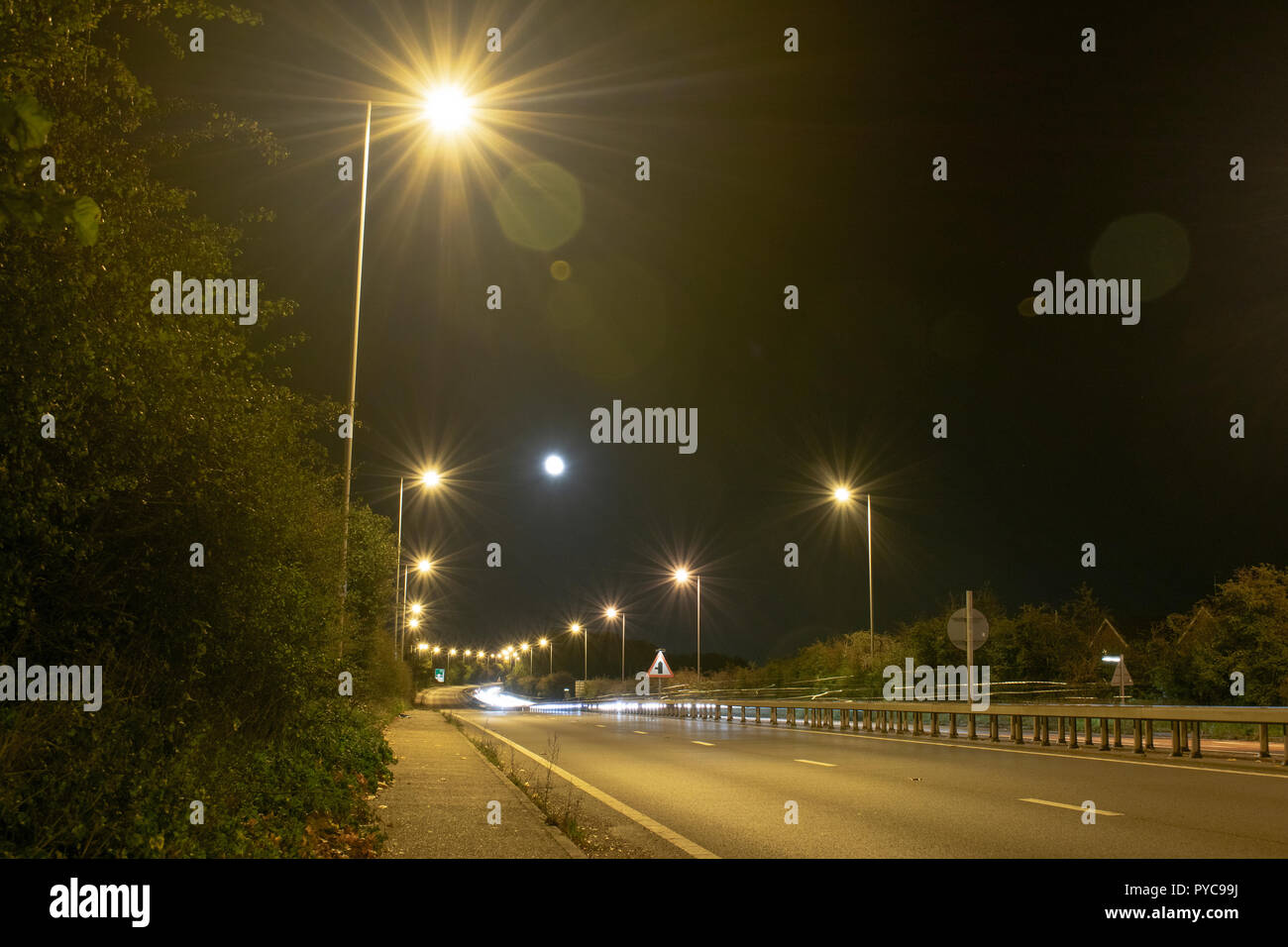 Full moon nightscape hi-res stock photography and images - Alamy