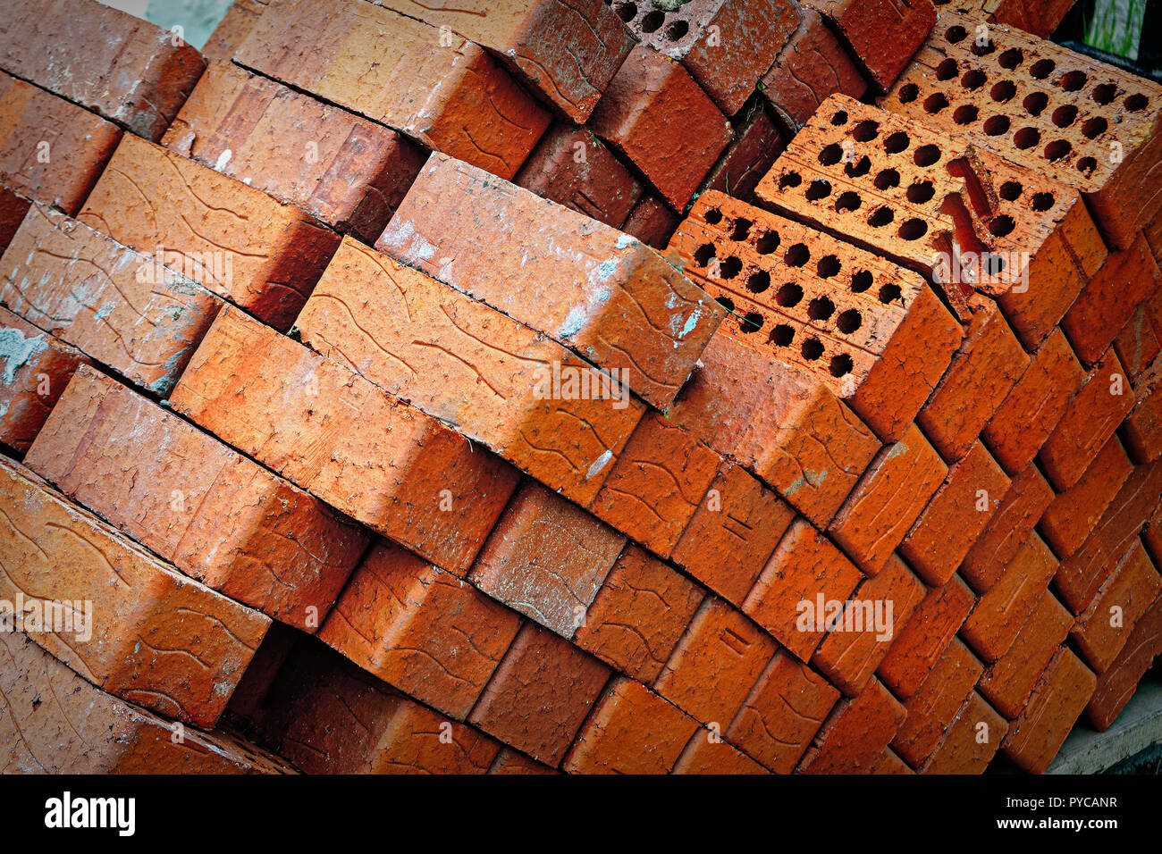 Pile of red bricks hi-res stock photography and images - Alamy