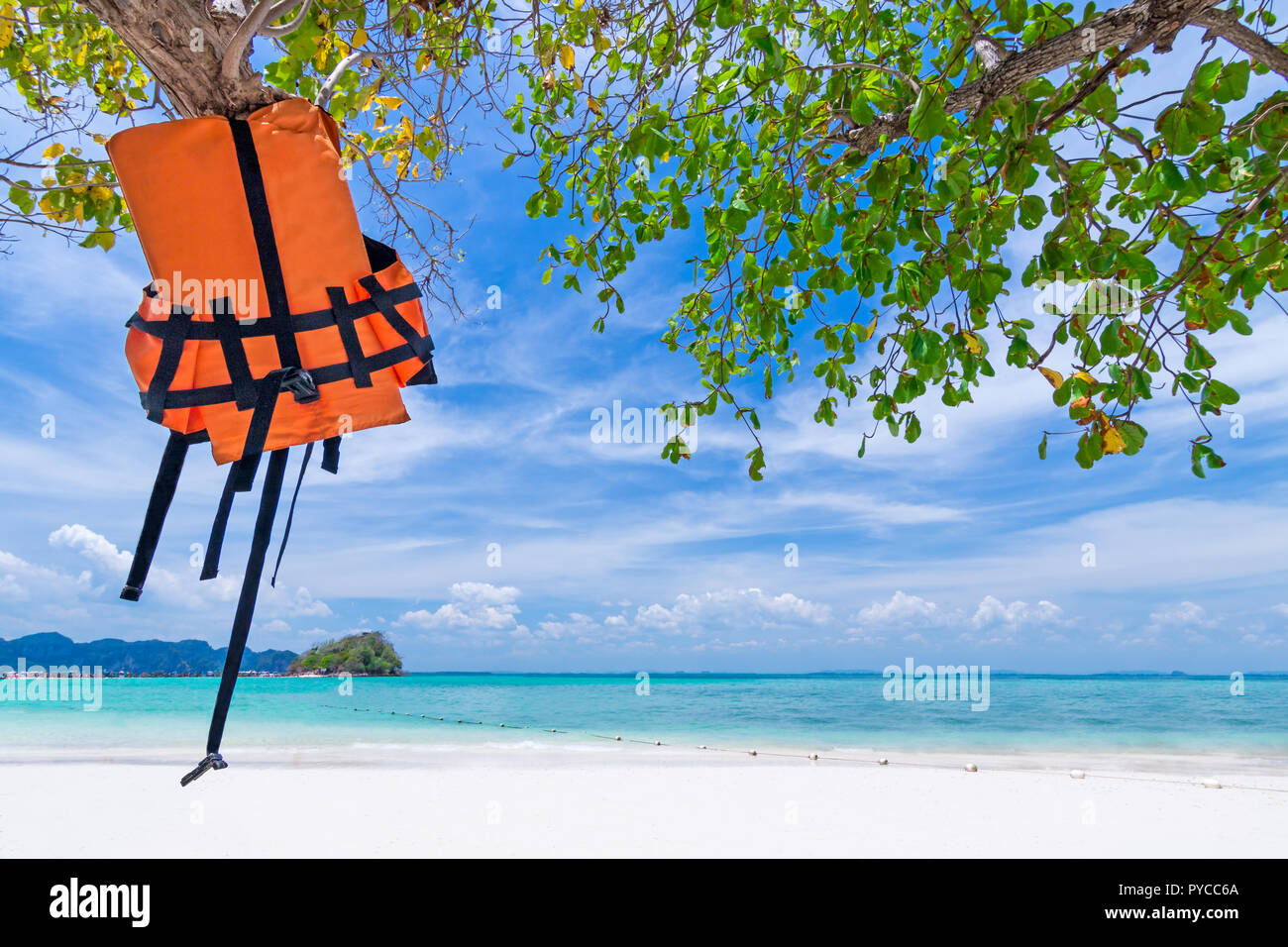 Life vest hi-res stock photography and images - Alamy