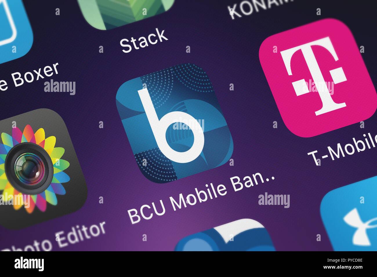 Bcu mobile banking hi-res stock photography and images - Alamy
