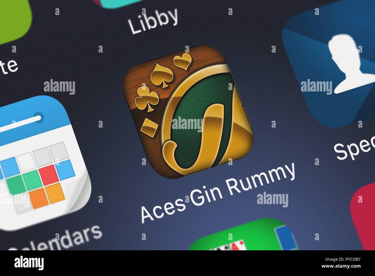 Gin rummy hi-res stock photography and images - Alamy