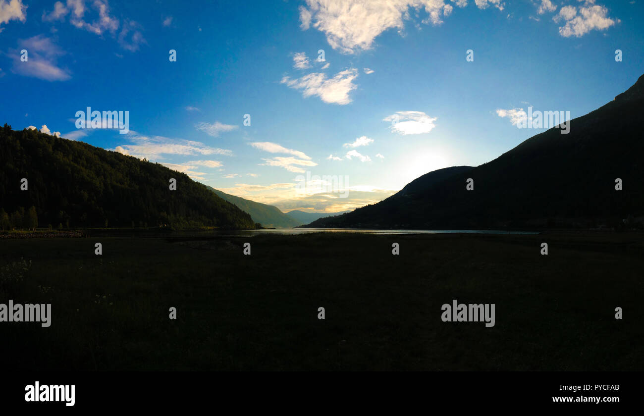 Innvikfjorden hi-res stock photography and images - Alamy