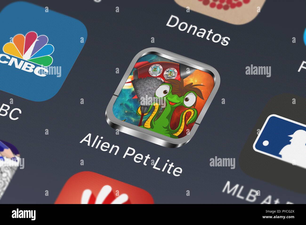 Alien pet lite hi-res stock photography and images - Alamy