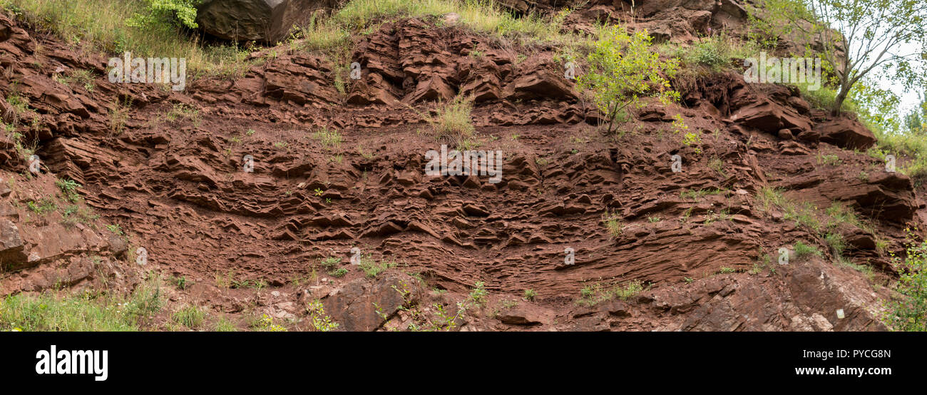 Crushed dolomite hi-res stock photography and images - Alamy