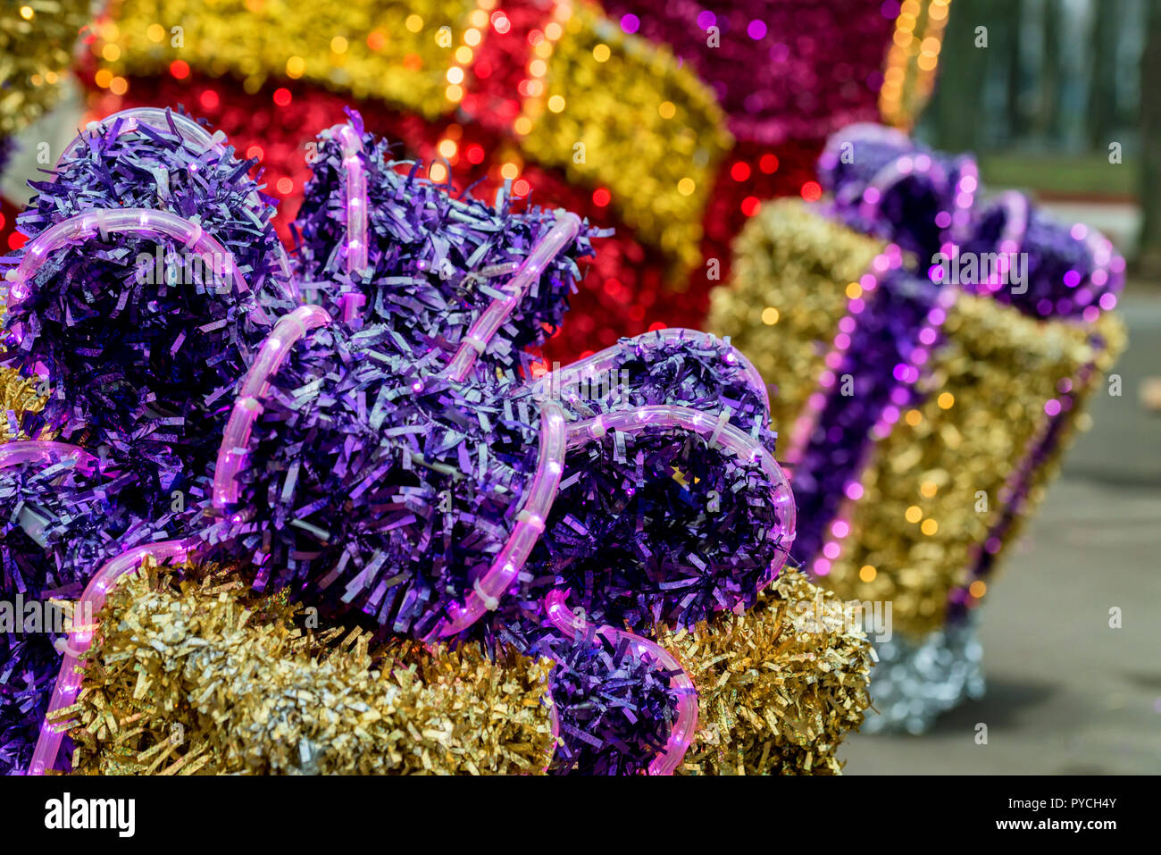Made of tinsel hi-res stock photography and images - Alamy