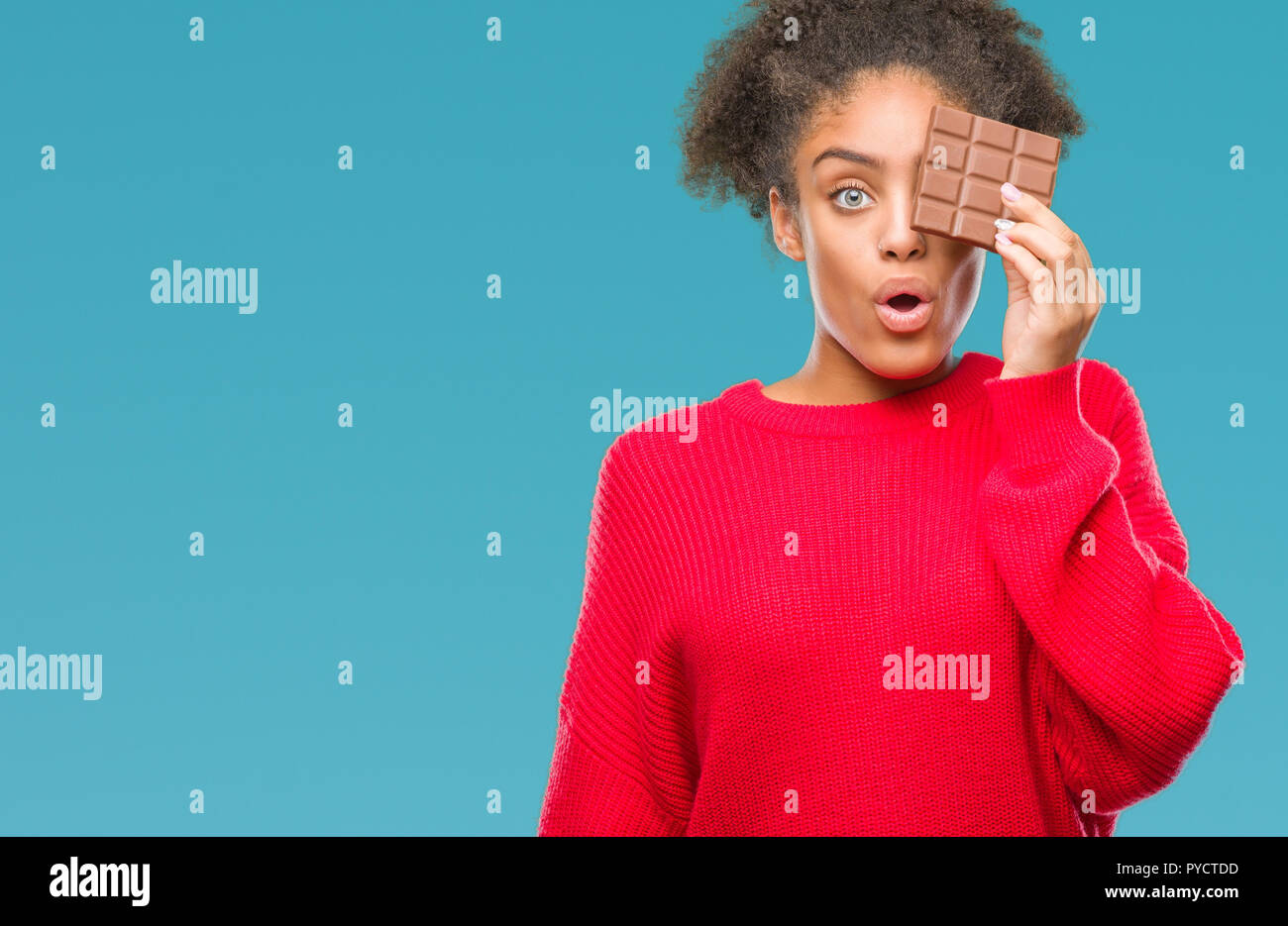 Scared girl bar hi-res stock photography and images - Alamy