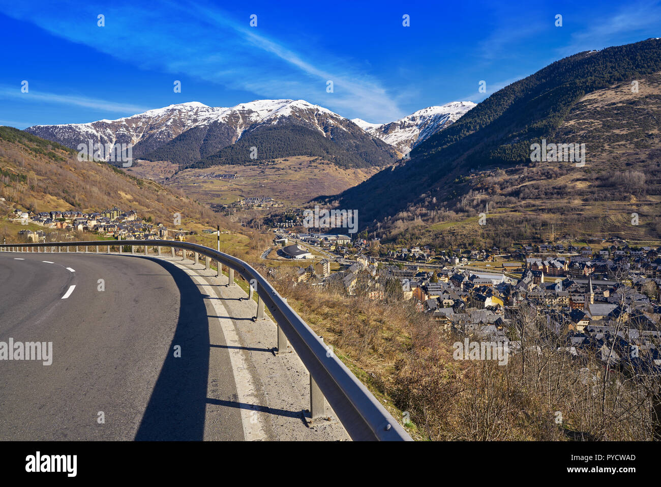 Viella village aran valley hi-res stock photography and images - Alamy