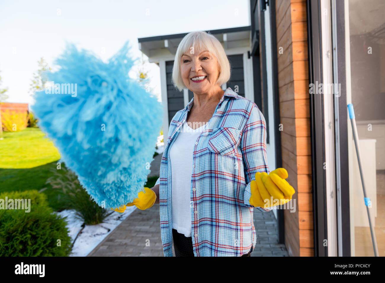 Cleaning lady house owner hi-res stock photography and images - Alamy
