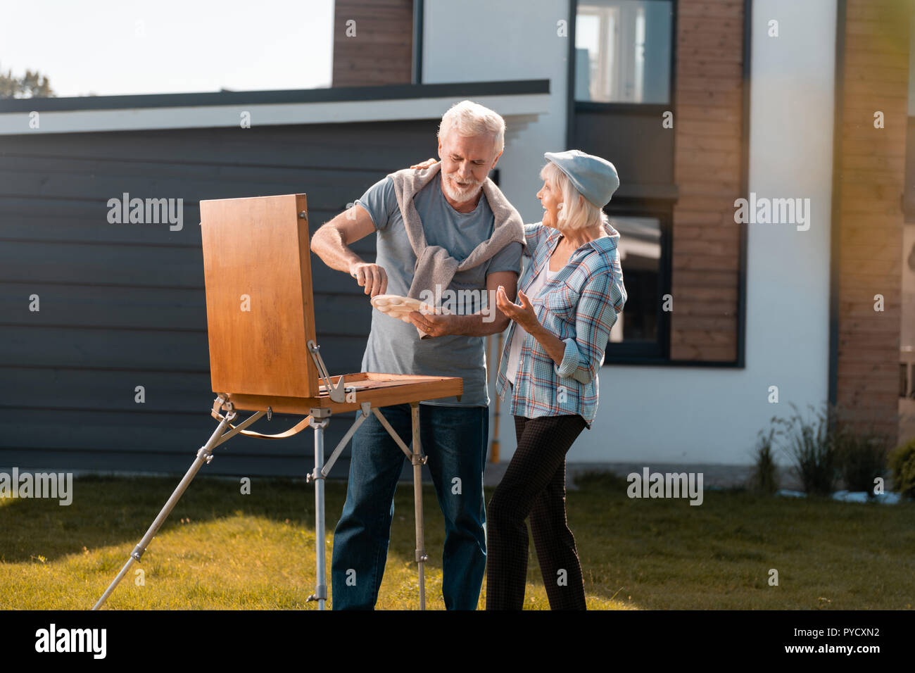 Cheerful drawing hi-res stock photography and images - Alamy
