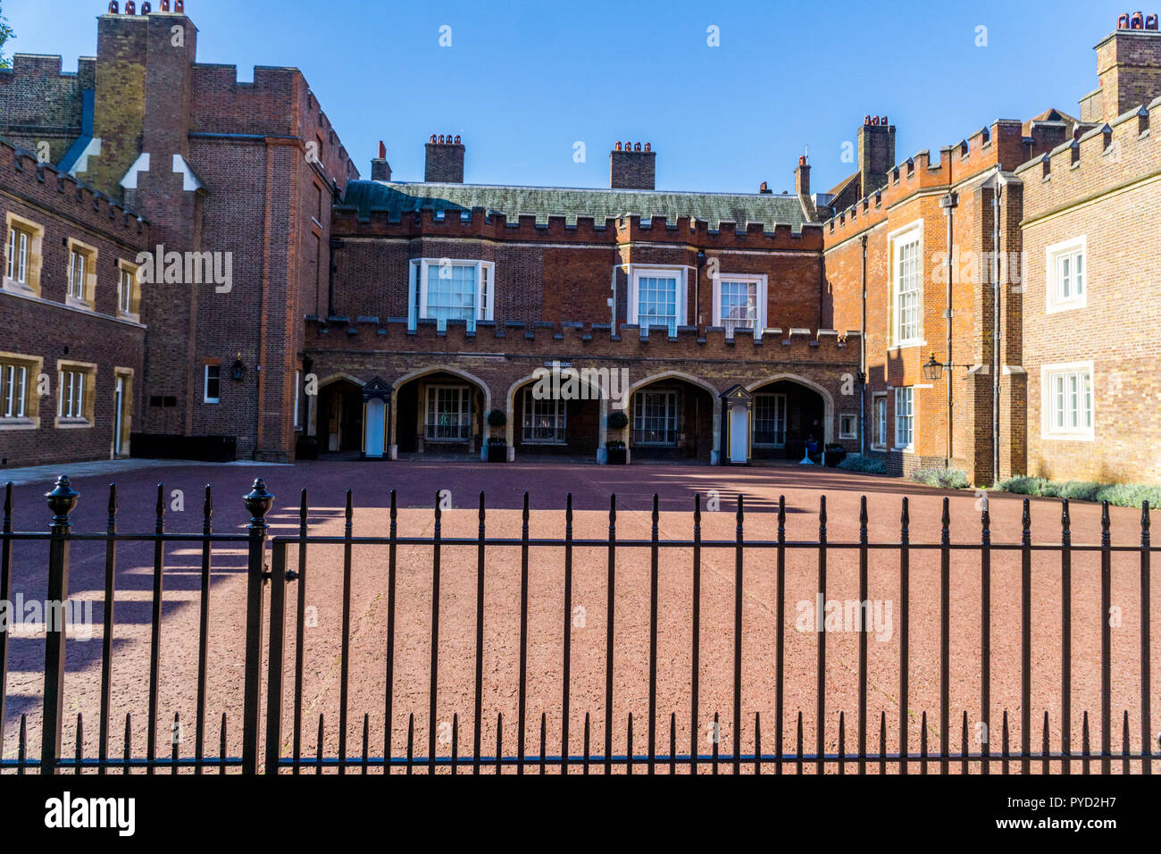Sights to see england hi-res stock photography and images - Alamy