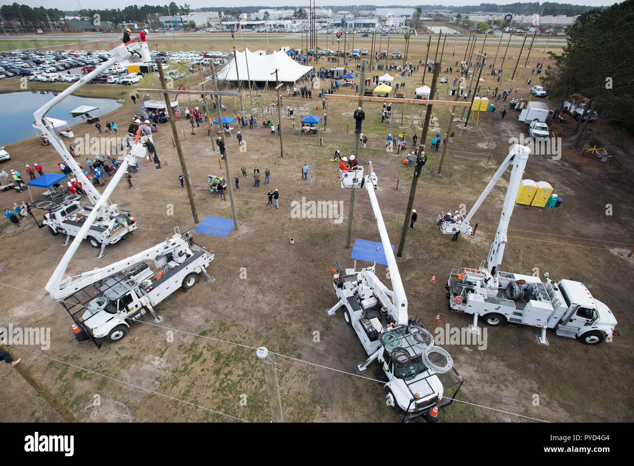 Lineman rodeo hi-res stock photography and images - Alamy