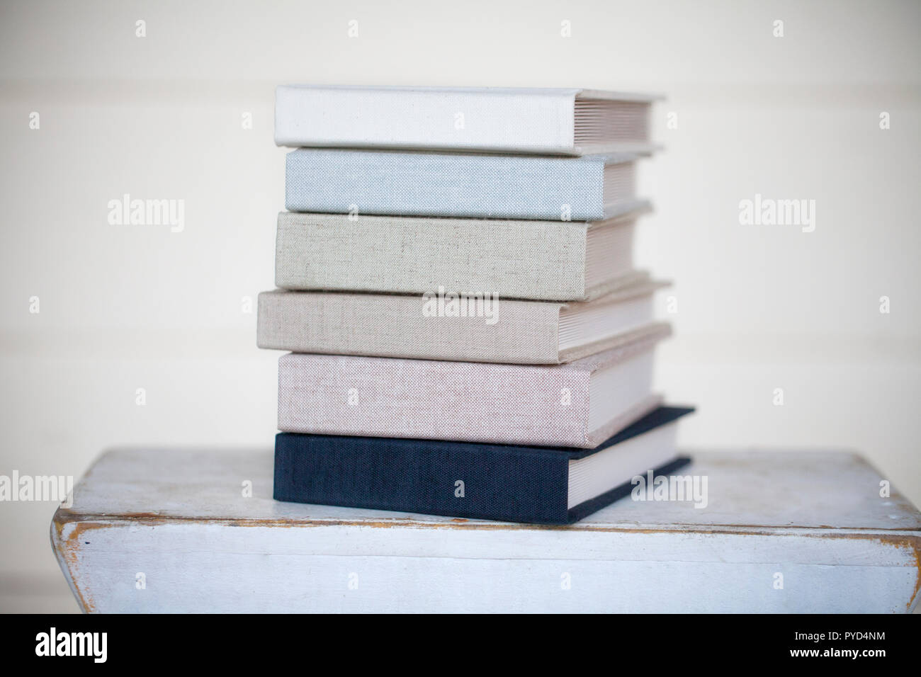 Product sample of high quality hardcover lined albums, available in a ...