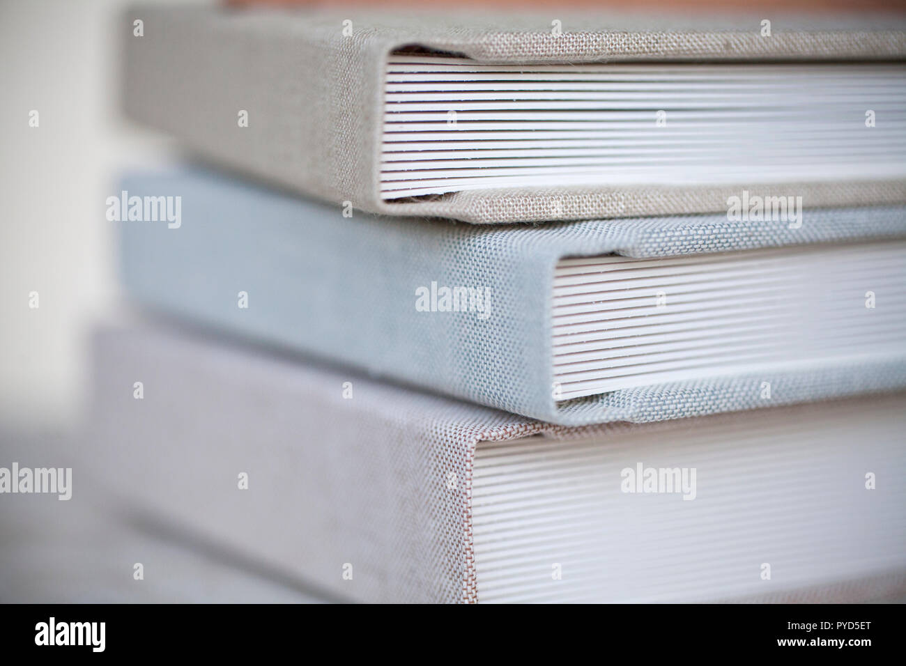 Product sample of high quality hardcover lined albums, available in a ...