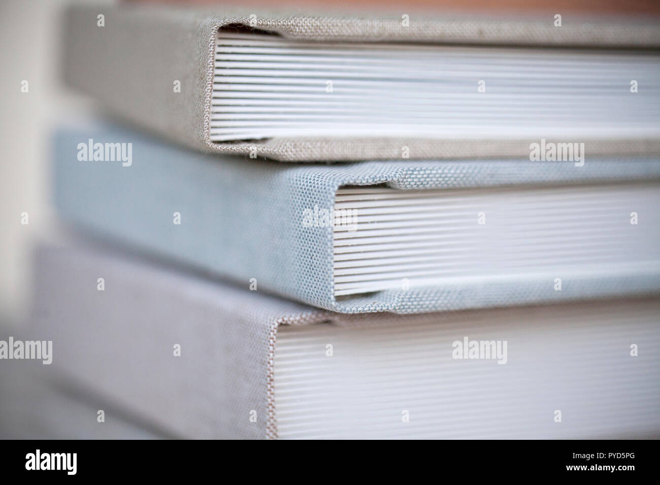 Product sample of high quality hardcover lined albums, available in a ...