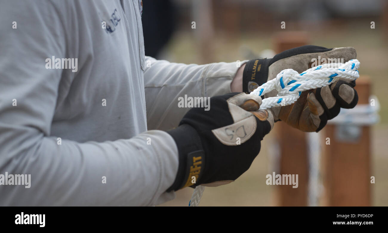 Lineman rodeo hi-res stock photography and images - Alamy