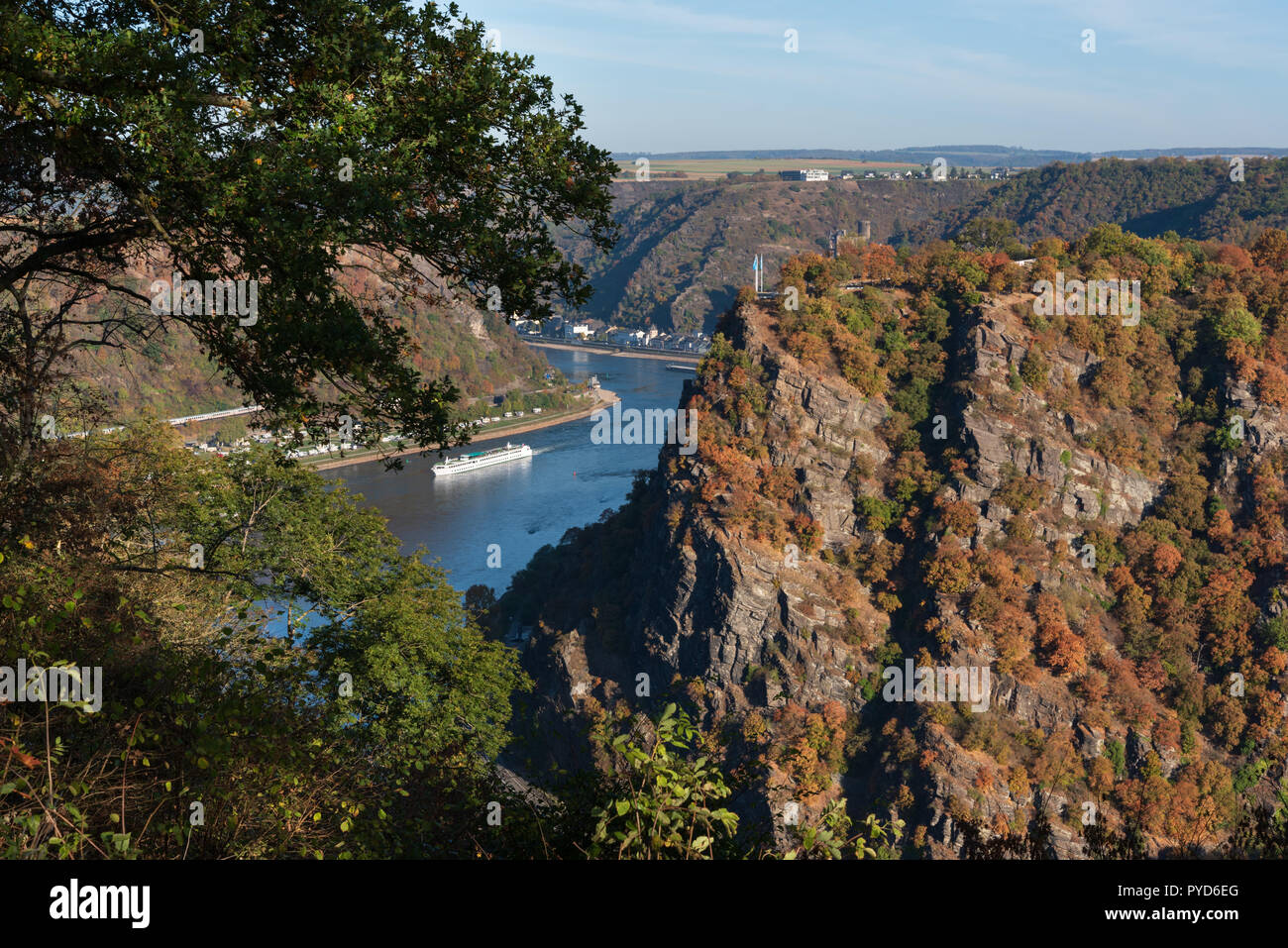 Rock of the Loreley, Rhine valley in autumn Stock Photo - Alamy