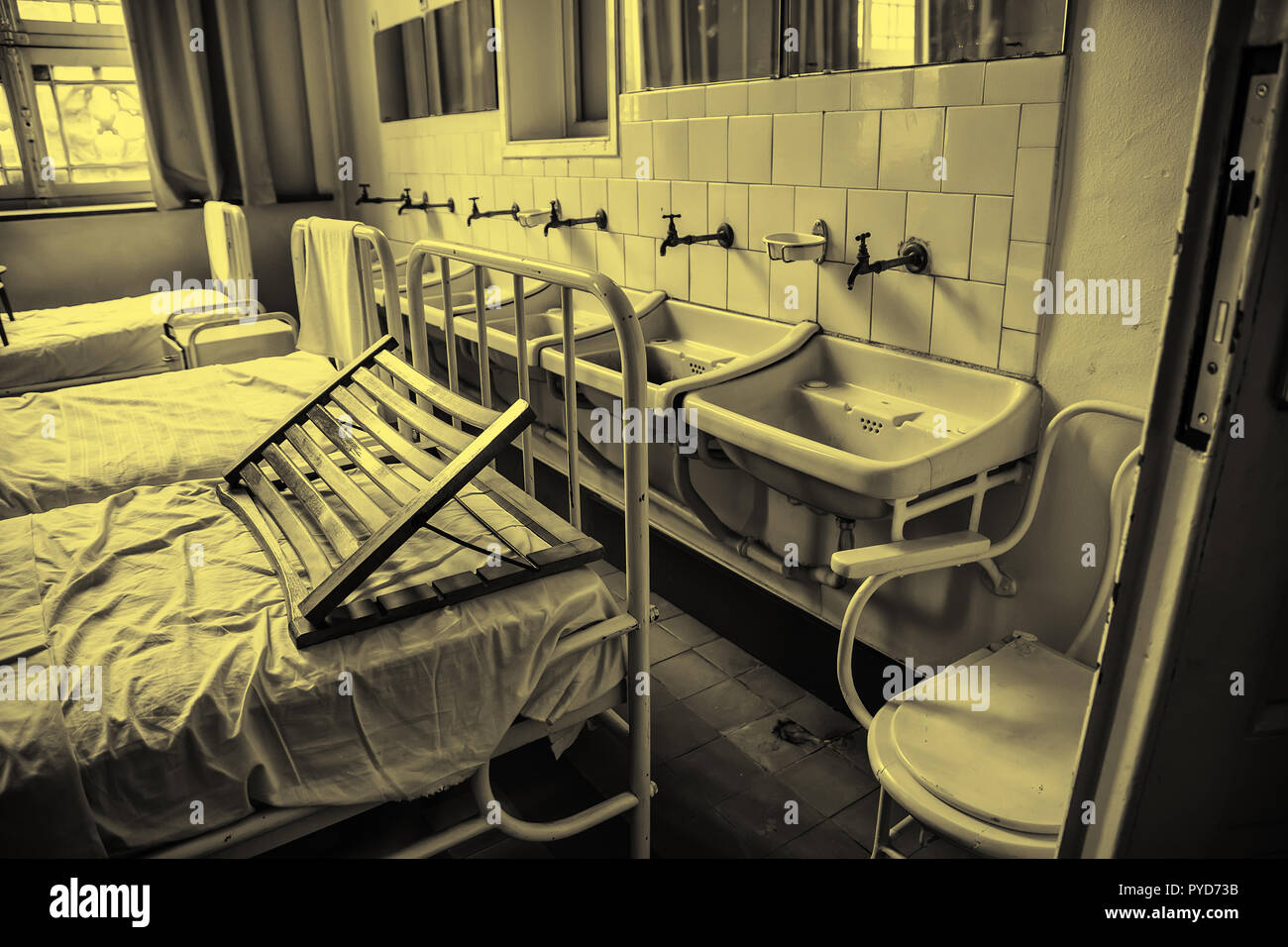 Old hospital beds, detail of old hospital for patients Stock Photo - Alamy