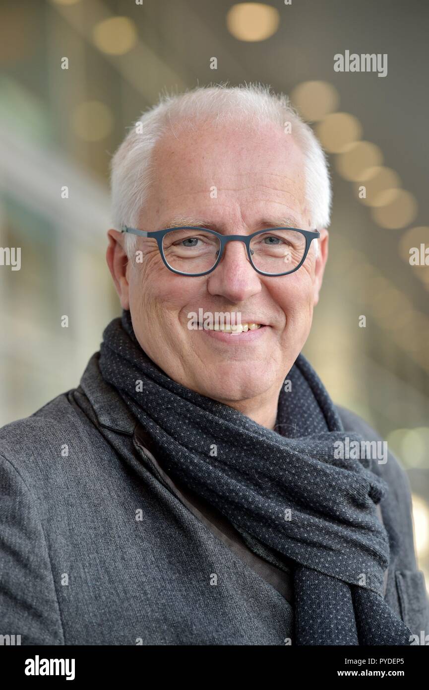 Hans-Peter Martin in October 2018 at the Frankfurt Book Fair. | usage ...