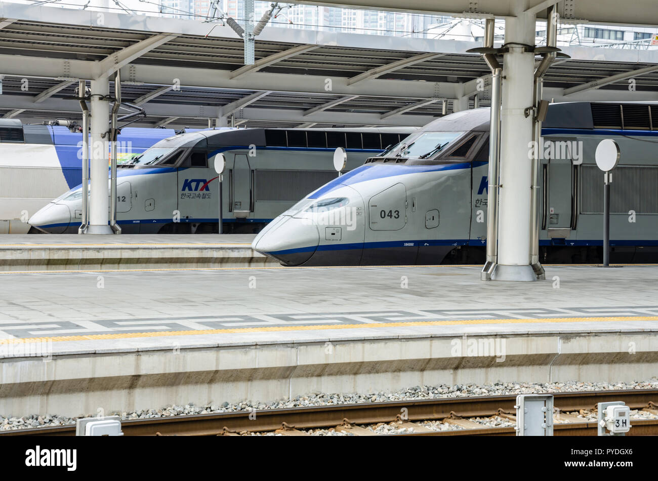 Ktx hi-res stock photography and images - Alamy
