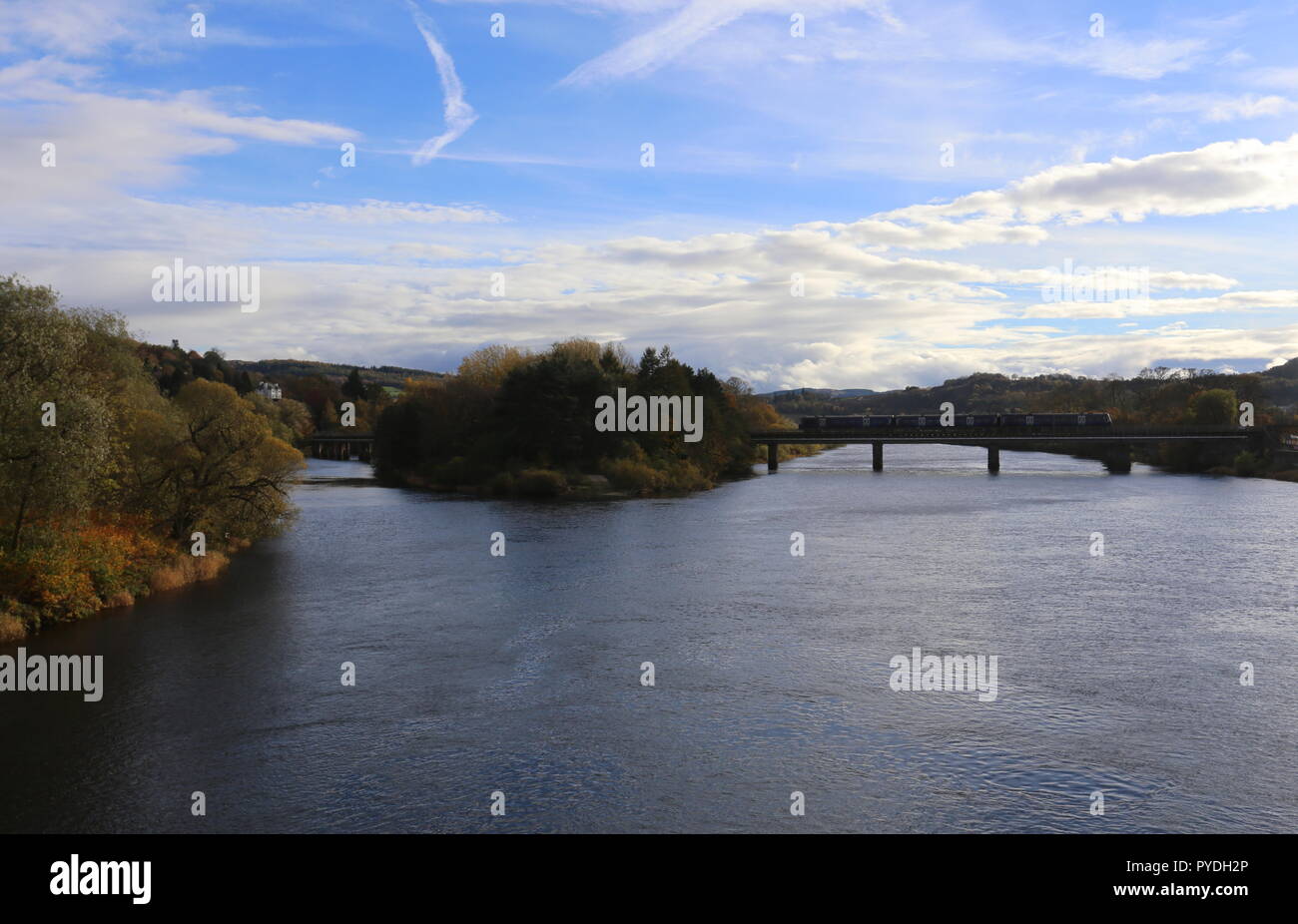 Perth train scotland hi-res stock photography and images - Alamy