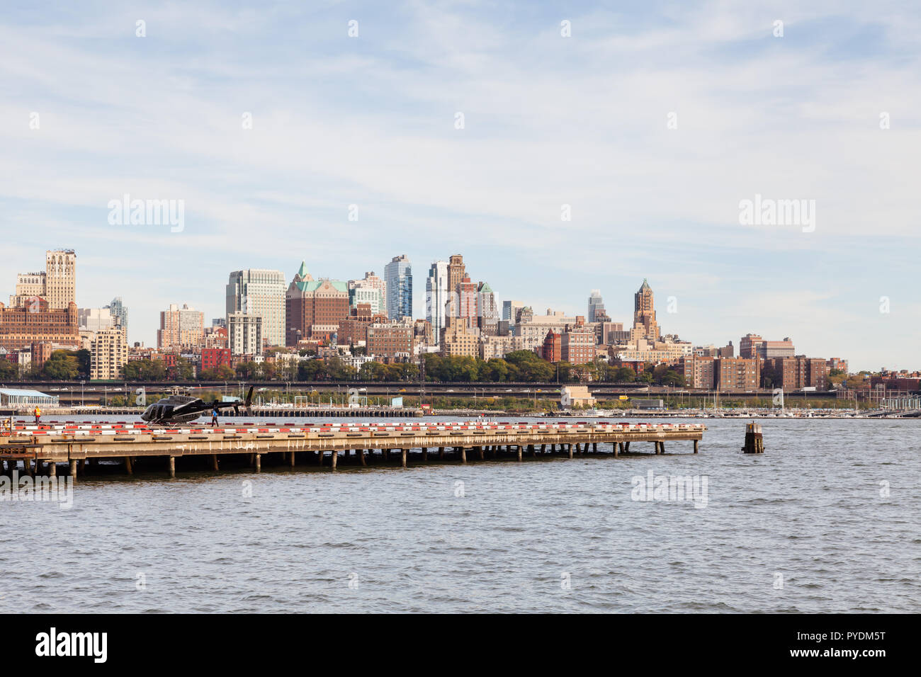 Brooklyn waterfront hi-res stock photography and images - Alamy