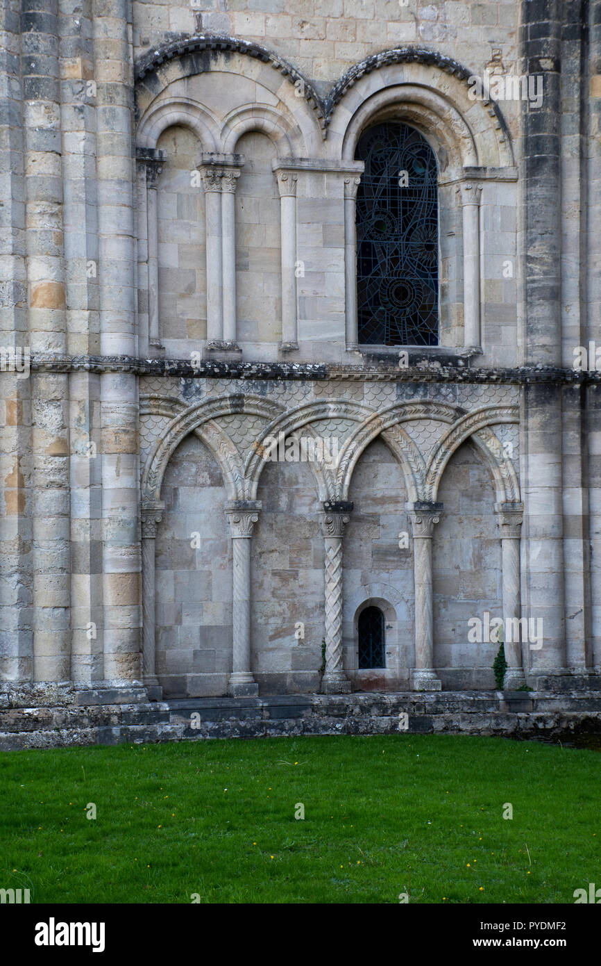 Detail of Norman arches on medieval church Stock Photo - Alamy
