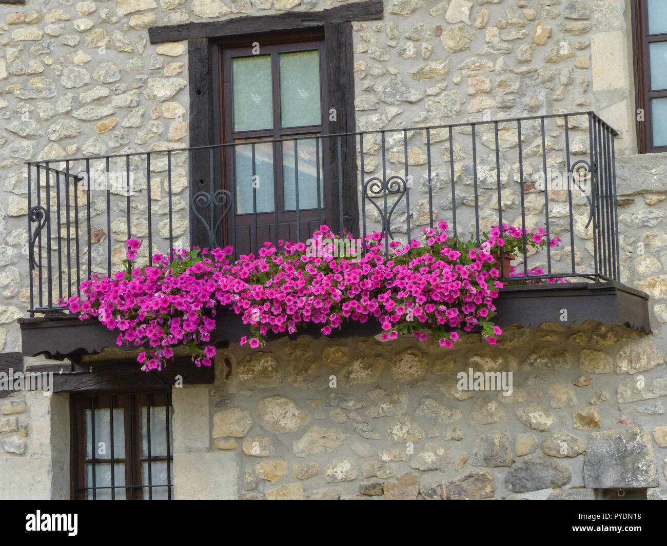 Basque Country tradicional house in Oma, flowers Stock Photo - Alamy